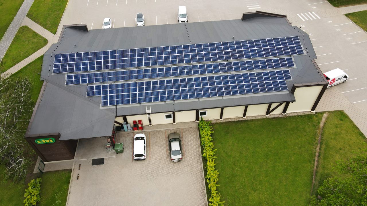 Rooftop installation of solar power plants for the national retail ...
