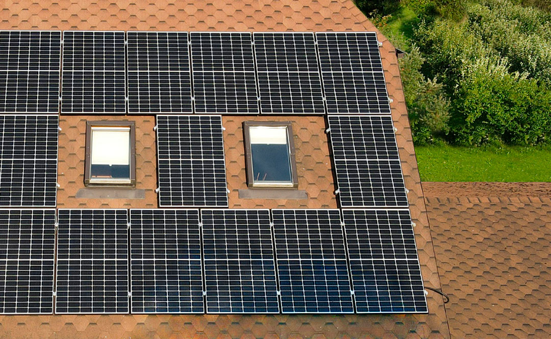 Solar panels for houses: new rules from 2024 | SIA TESLA